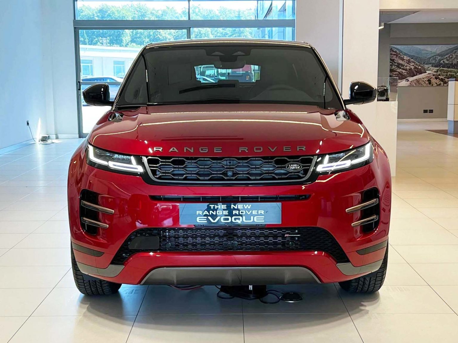 Nuova Range Rover Evoque: fino al 30 Novembre 2022 tua da 350 € al mese