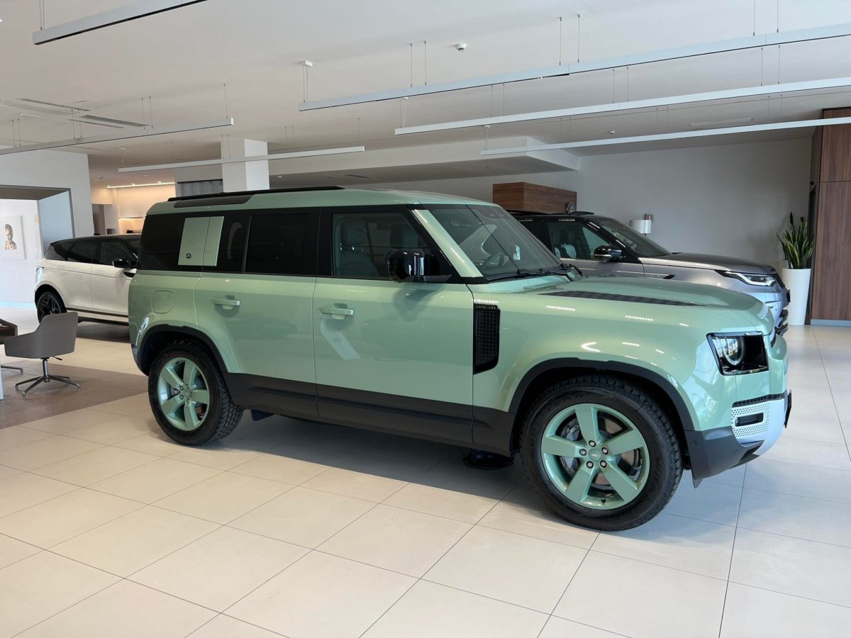 Land Rover Defender: fino al 31 Luglio 2023 tua da 500 euro al mese con ...
